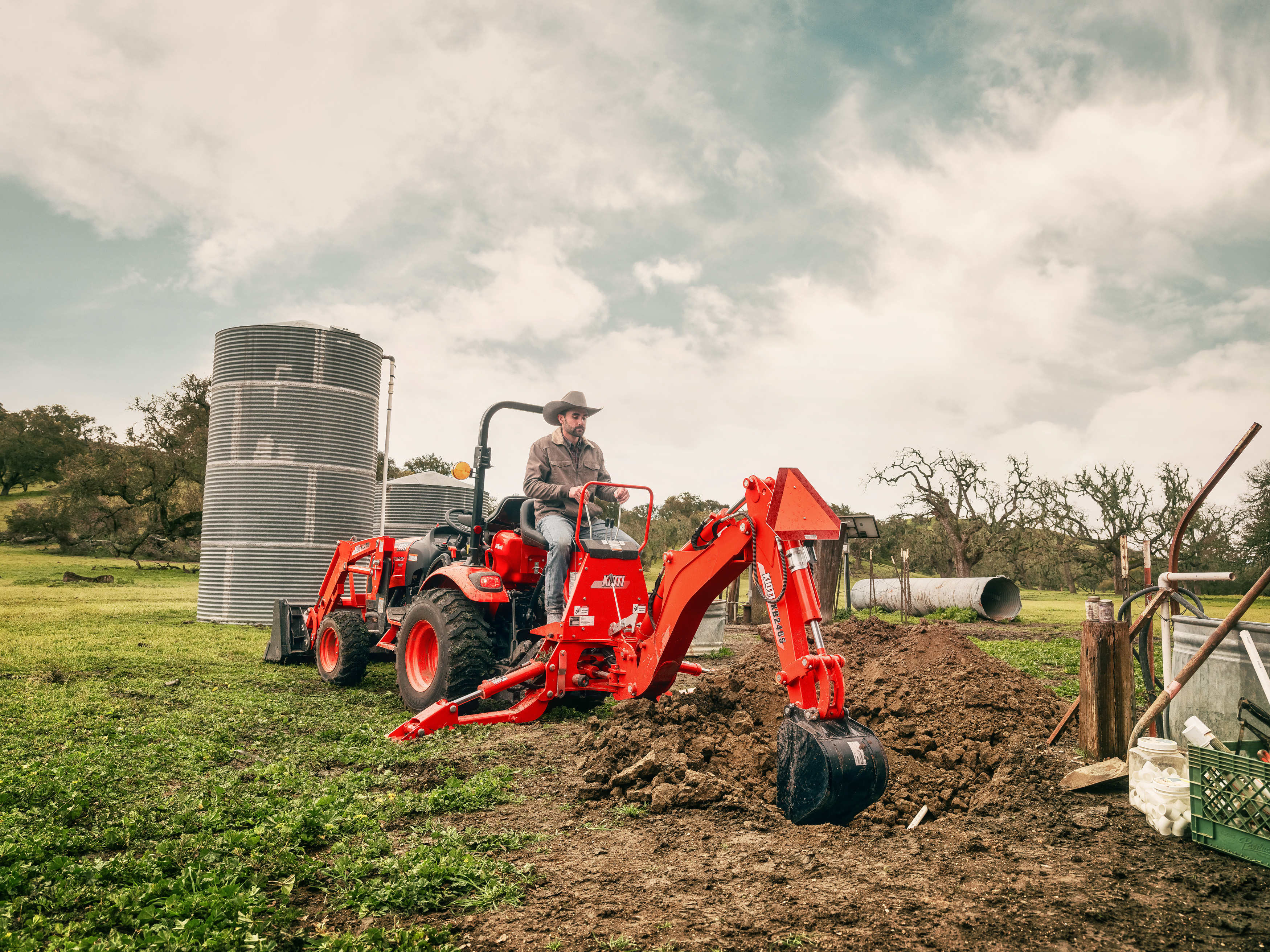 KIOTI | KIOTI CX2510 Compact Tractor