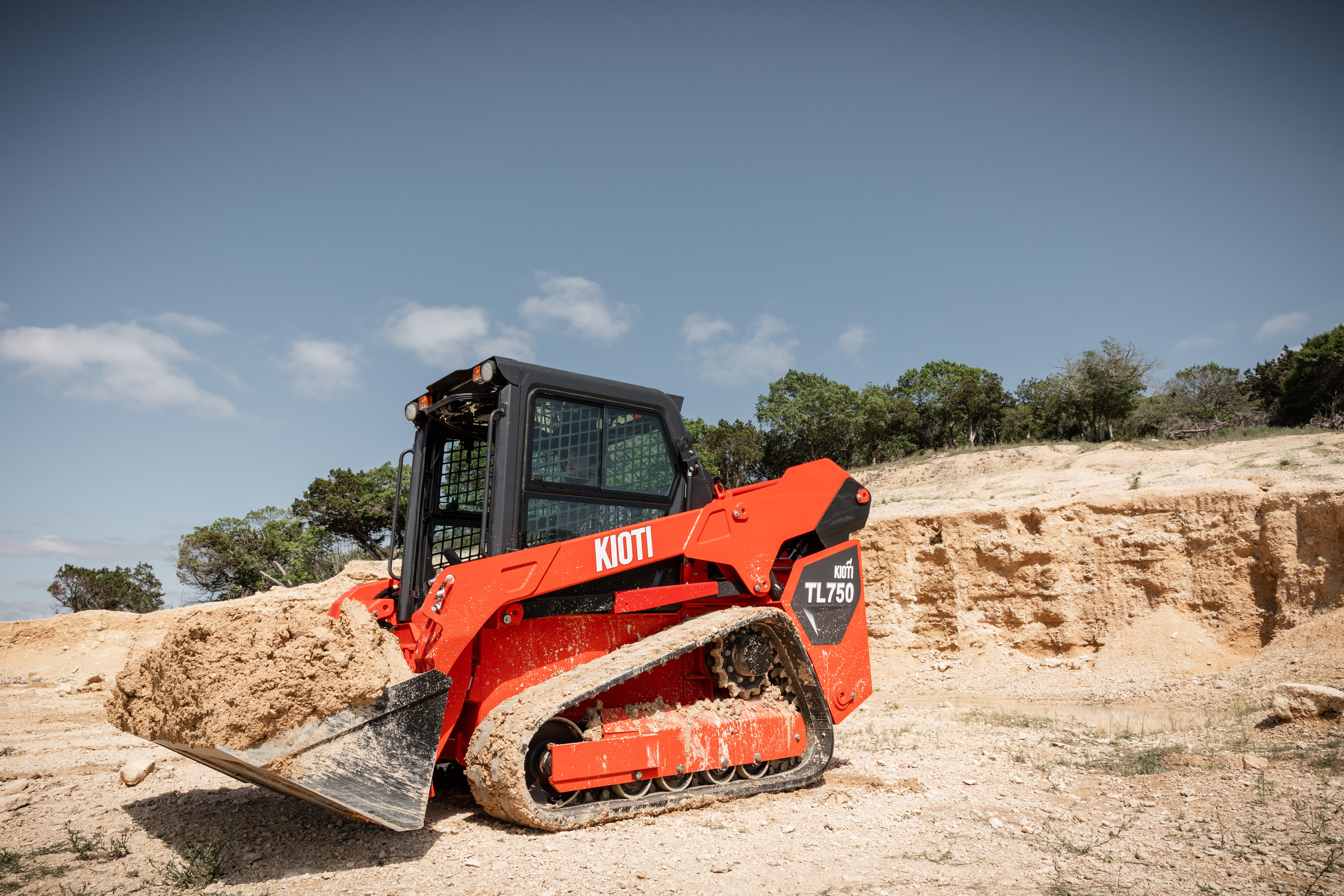 KIOTI SL750 Skid Steer Loader | The Best Tractors for Unmatched…